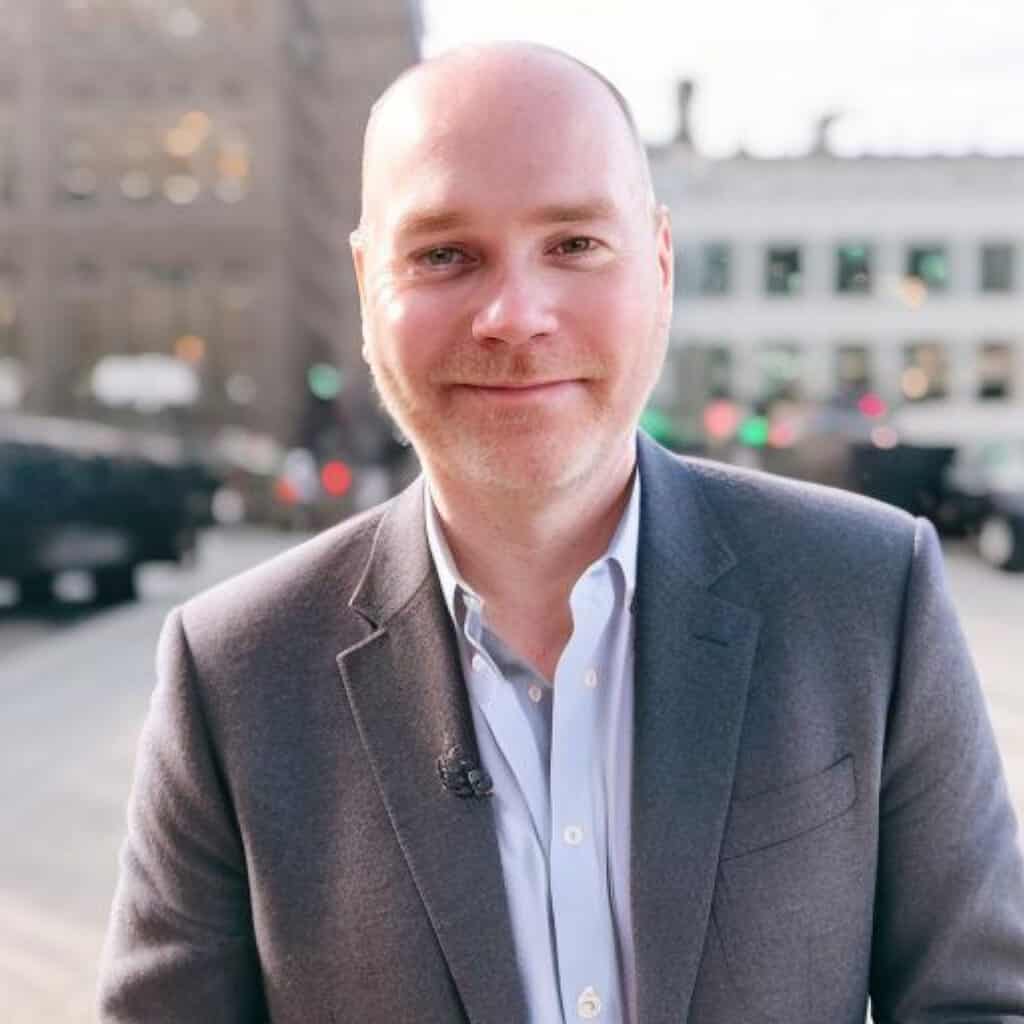 Change Champion Roles and Responsibilities: Key Duties and Best Practices